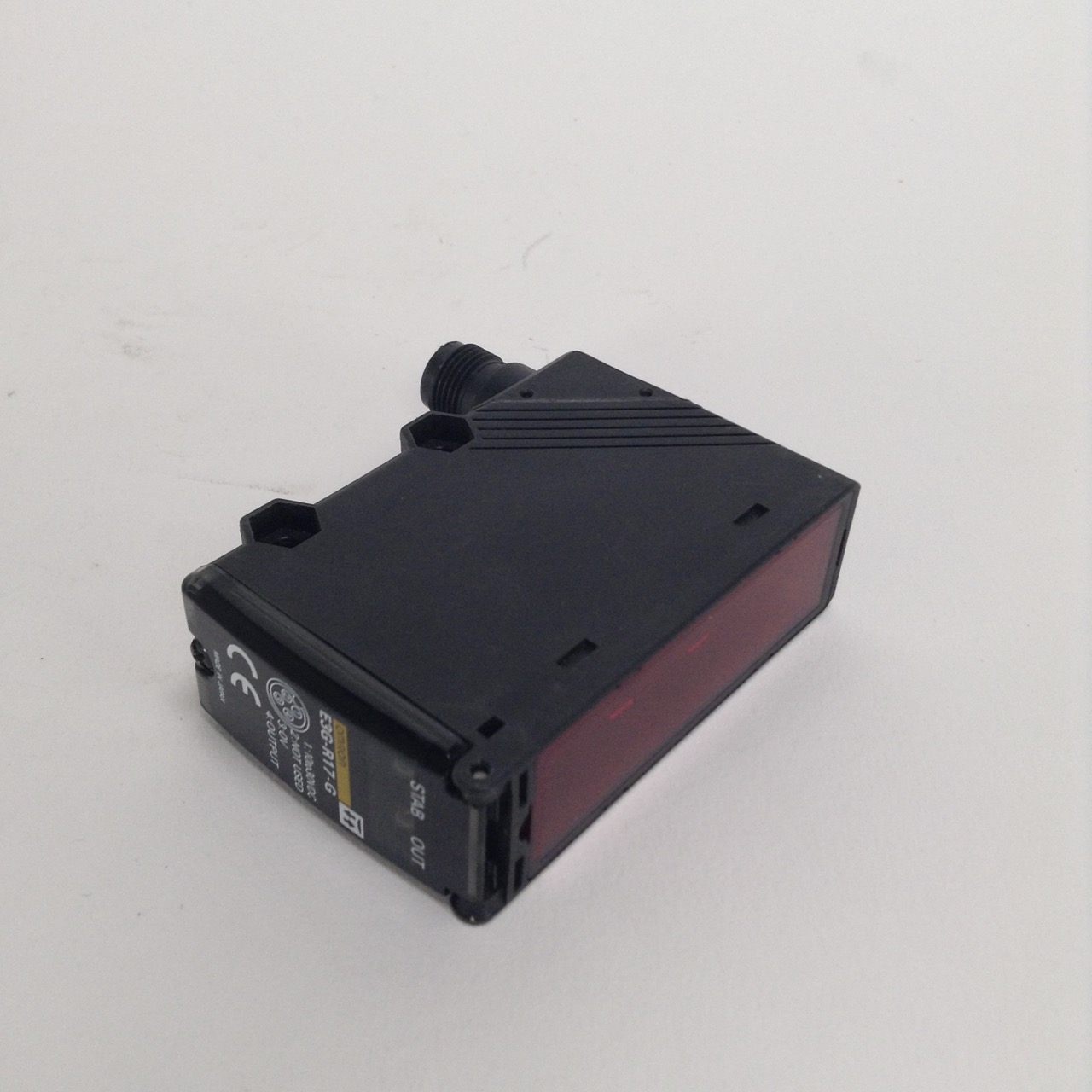 Omron E3G-R17-G Photoelectric switch Photoelektrischer Schalter NEW NMP