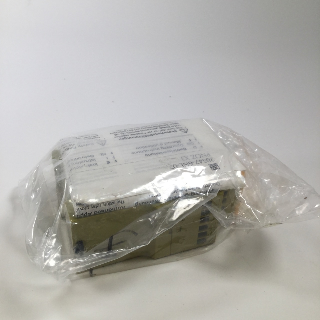 Pilz 774310 Safety Relay PNOZ X3 24VDC Sicherheitsschaltgerät New NFP ...