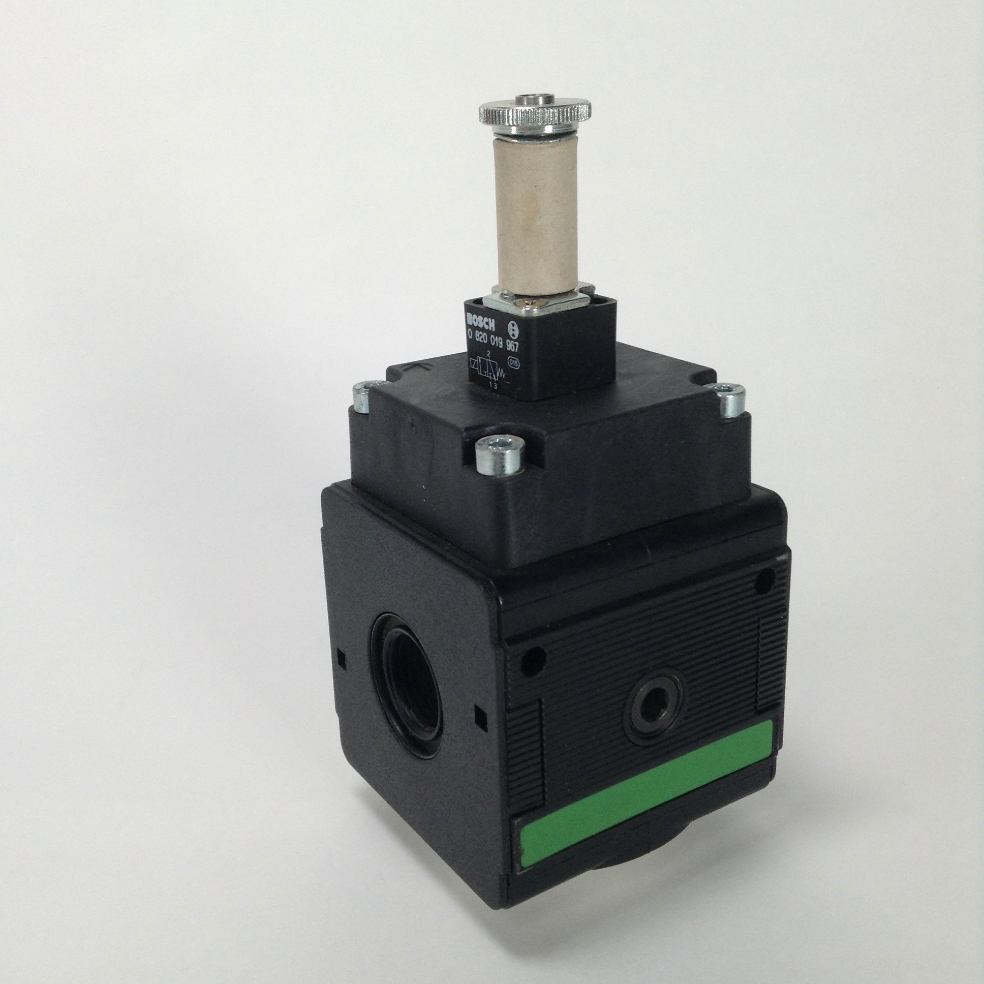 Bosch 0821300934 Air regulator valve ventil G1/2 NEW factory packing