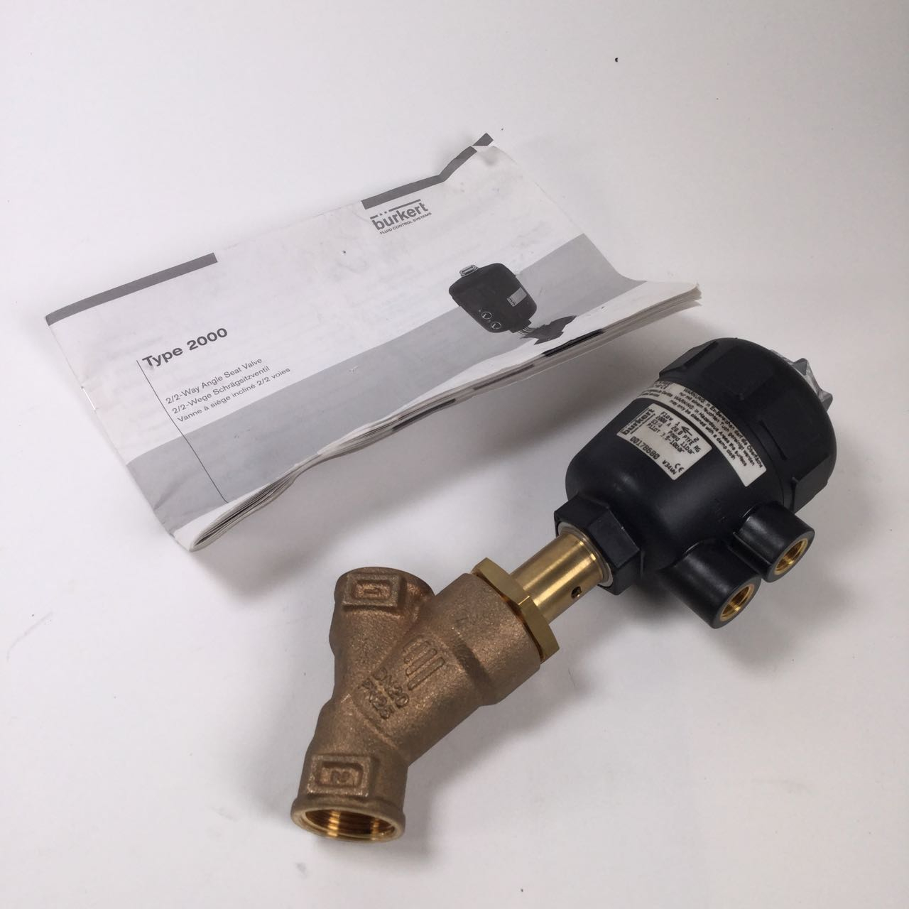 Burkert 00178680 2 way pilot valve ventil New NMP