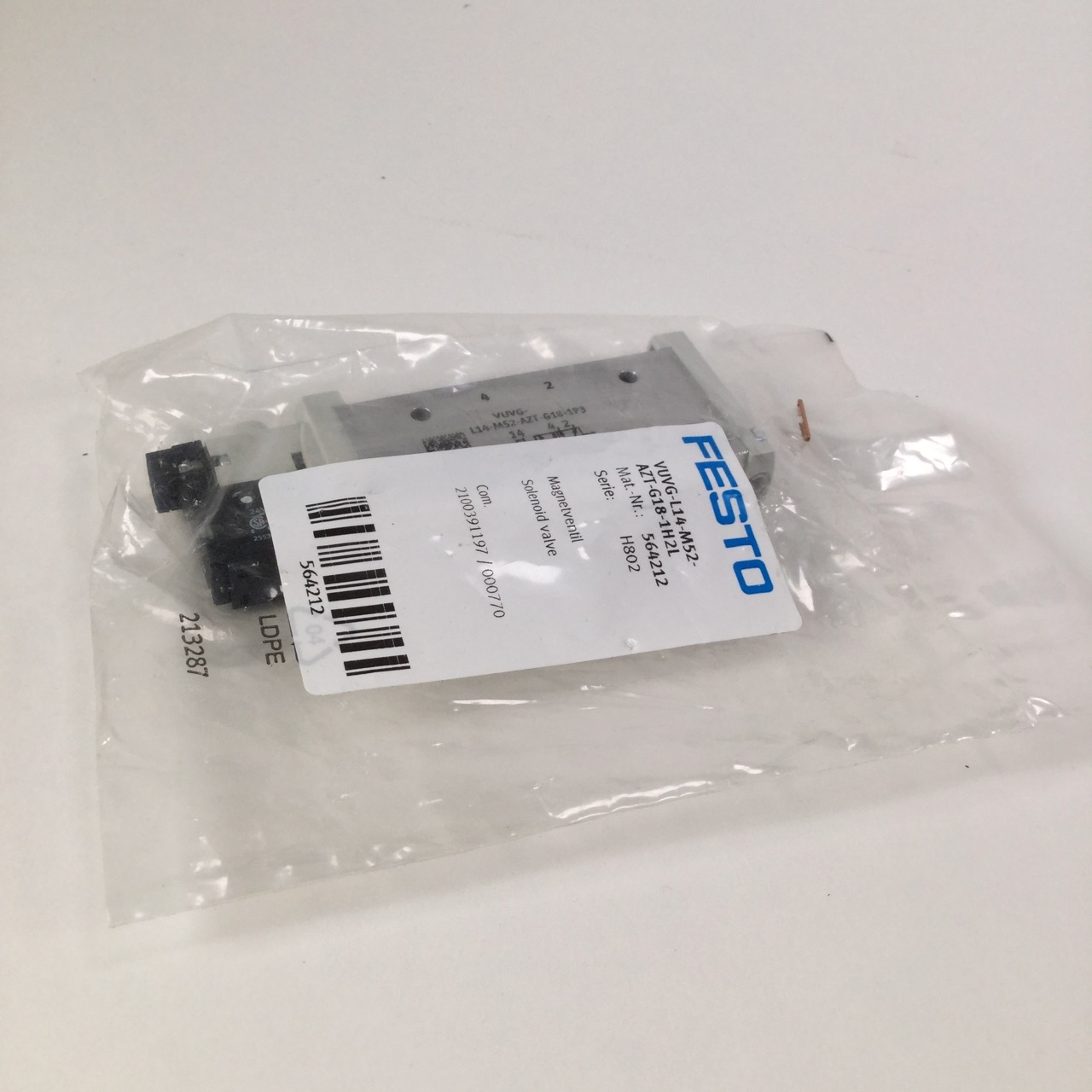 Festo VUVG-L14-M52-AZT-G18-1H2L Solenoid Valve Ventil 564212 New NFP Sealed