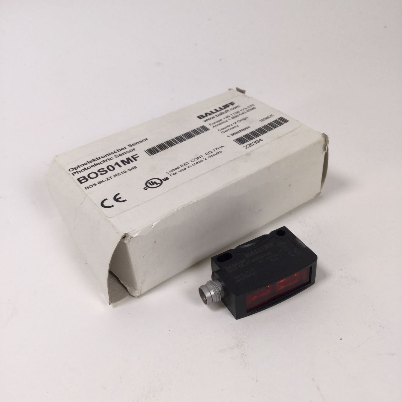 Balluff BOS01MF Photoelectric Sensor BOS 6K-XT-RS10-S4 New NFP