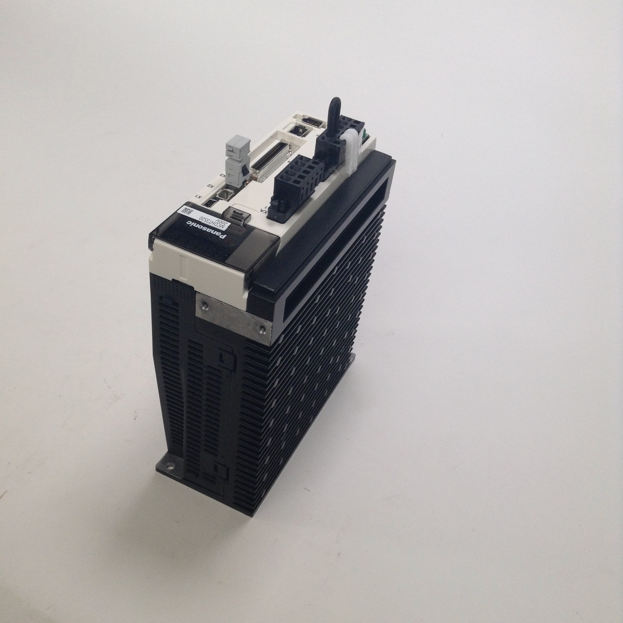 Panasonic MCDHT3520 AC servo drive antrieb 200V New NFP