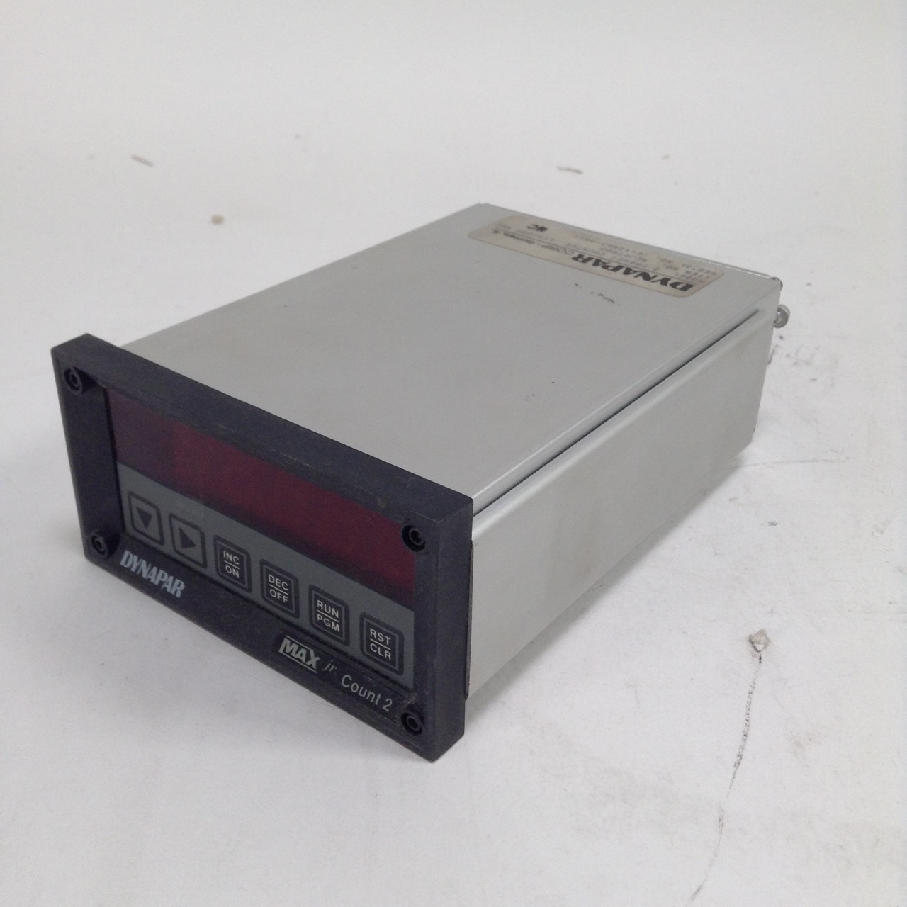 Dynapar MCJR2S00 Preset Counter T82208 5 digits 230VAC Used UMP